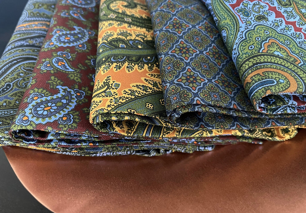 UDOLPHO - Anicent Madder Silk Day Cravat - Cravat Club London