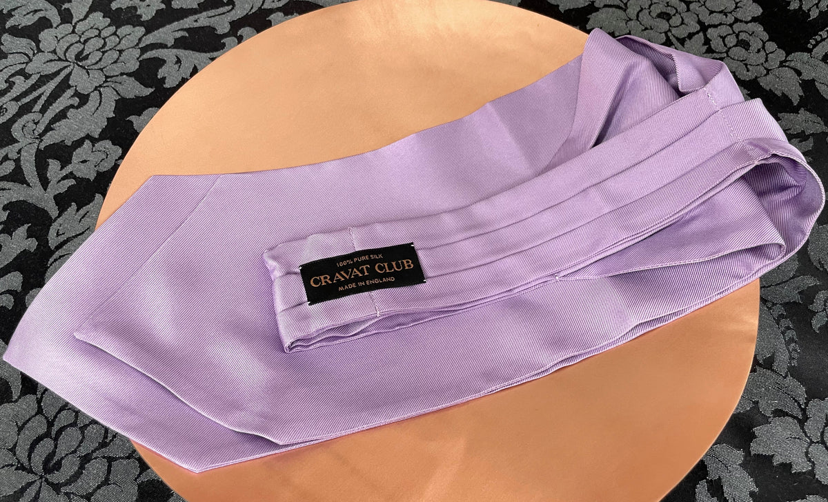 PARMA VIOLET - Hand-Dyed Plain Light Purple Silk Day Cravat – Cravat Club