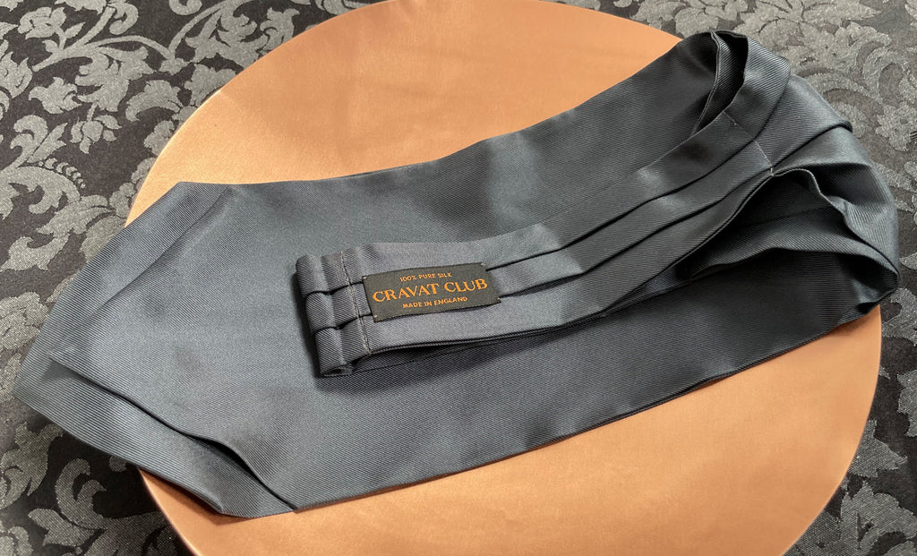 THUNDER - Hand-Dyed Plain Dark Grey Silk Day Cravat – Cravat Club